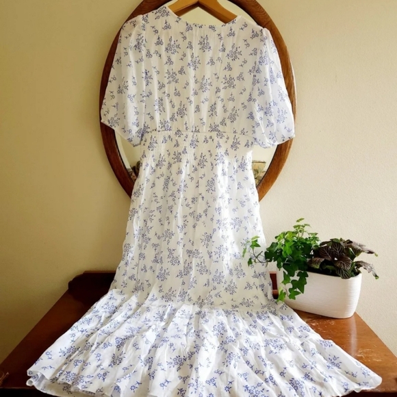 J Gee | Dresses | J Gee Cottagecore Floral Dress | Poshmark